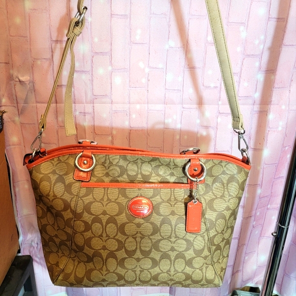Coach | Bags | Coach Shouldercrossbody Purse 2 Tall 12 Wide | Poshmark
